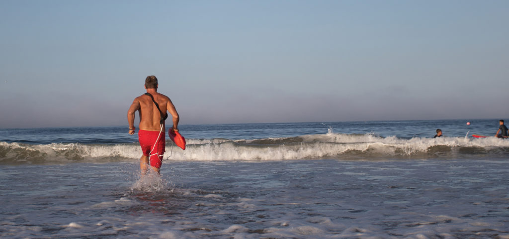 When This L.A. County Lifeguard Isn’t Saving Lives, He’s Living For the ...
